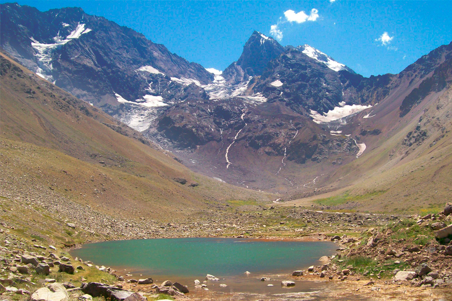 Trekking Parque Nacional El Morado – Monteagudo Aventura